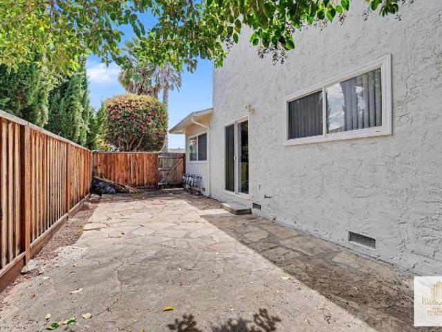 3 Br, 2 bath, Other 1475 Ontario Lane