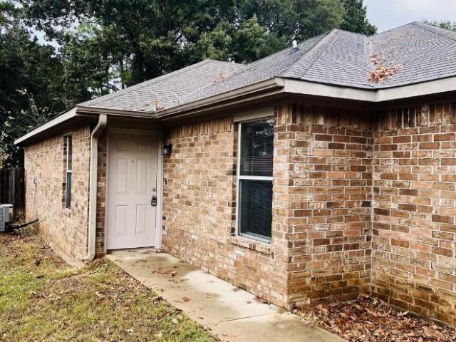 3 Br, 2 bath, Other 15502 Cr1148