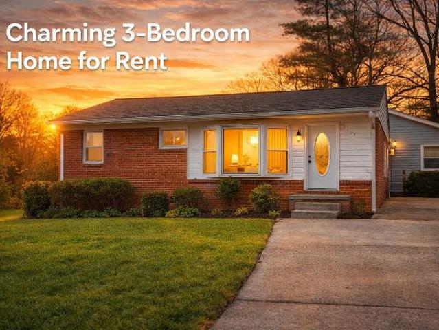 3 Br, 2 bath, Apartment 1706 Rayston Dr
