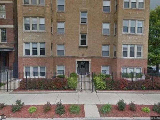 3 Br, 2 bath, Other 1901 N Kimball Ave