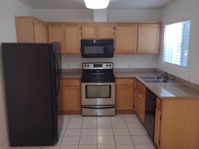 3 Br, 2 bath, Apartment 331 Pacheco Road