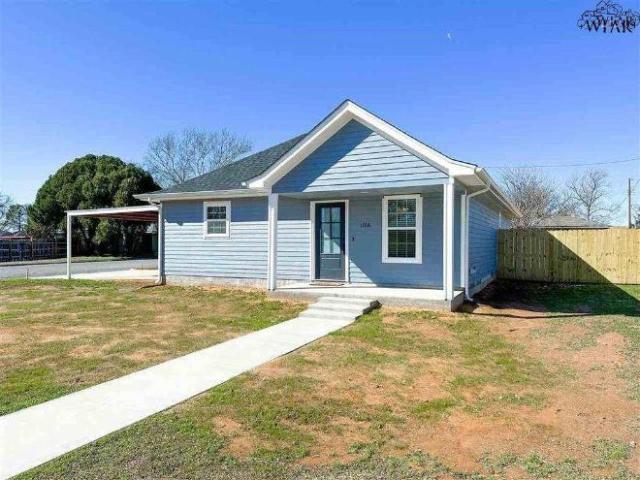3 Br, 2 bath, Single Family Home 1016 Bishop Rd