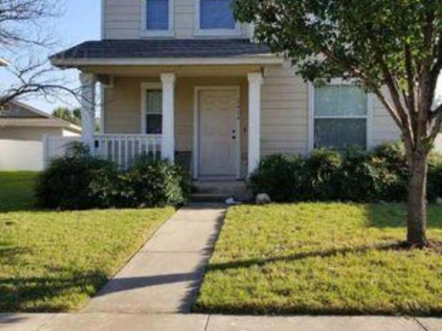 3 Br, 2 bath, Single Family Home 1414 Colorado Bend