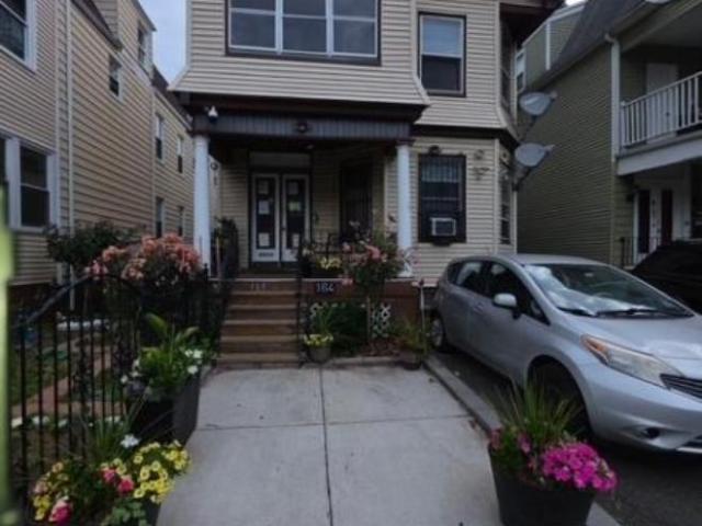 3 Br, 2 bath, Single Family Home 164 Springdale Ave