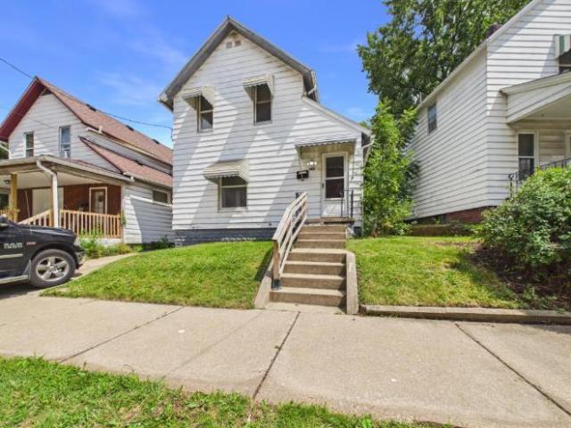 3 Br, 2 bath, Single Family Home 183 N Union St