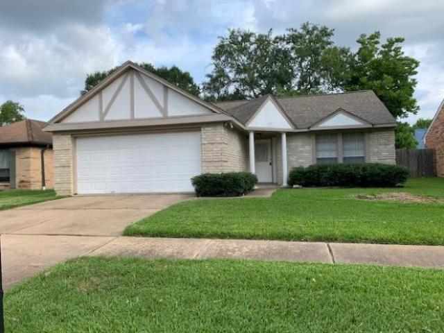 3 Br, 2 bath, Single Family Home 19434 Glenway Falls Dr