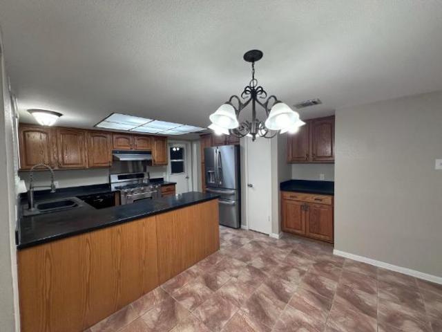 3 Br, 2 bath, Single Family Home 21302 Park Rock Ln