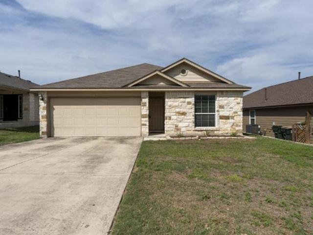 3 Br, 2 bath, Single Family Home 213 Hoya Ln