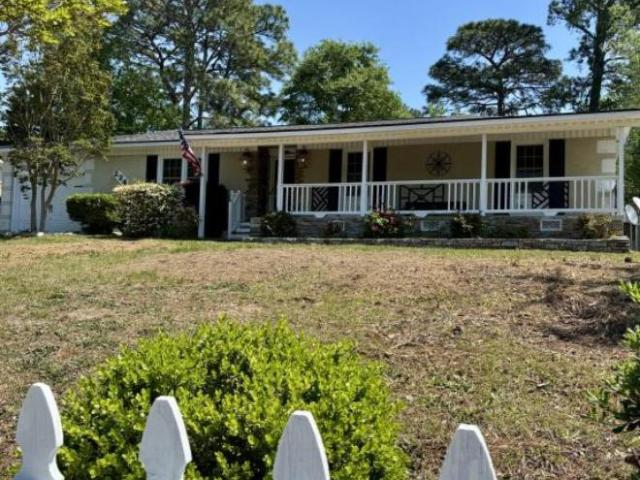 3 Br, 3 bath, Single Family Home 224 Ramona Dr