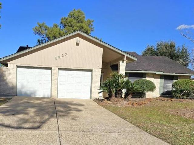 3 Br, 2 bath, Single Family Home 2327 Shadbury Ct
