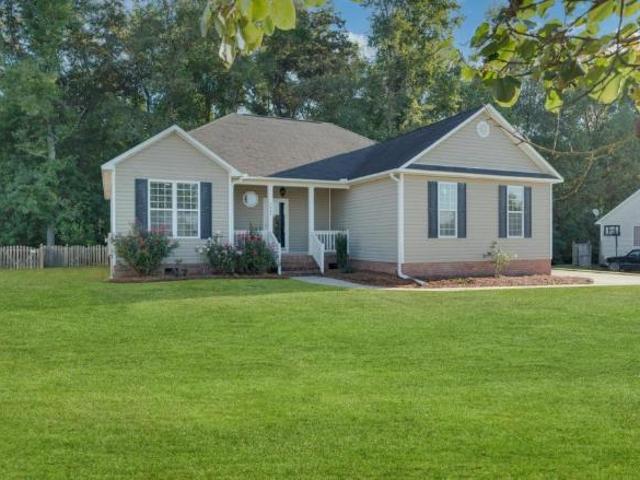 3 Br, 2 bath, Single Family Home 2847 Elizabeth Edwards Ct