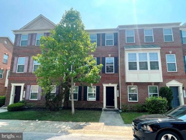 3 Br, 2 bath, Single Family Home 2863 Hedgerow Pl