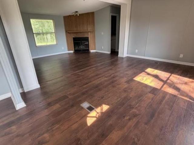 3 Br, 2 bath, Single Family Home 2977 Ino Drive