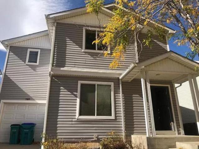 3 Br, 2 bath, Single Family Home 3309 Planter Way