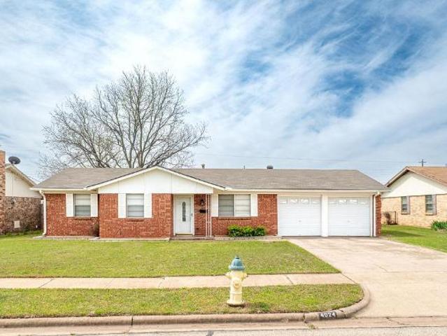 3 Br, 2 bath, Single Family Home 4024 Hooper Dr