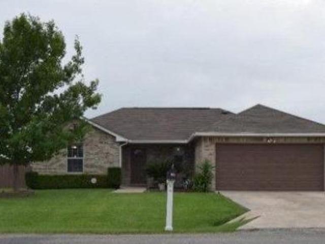 3 Br, 2 bath, Single Family Home 484 Cordova Ter