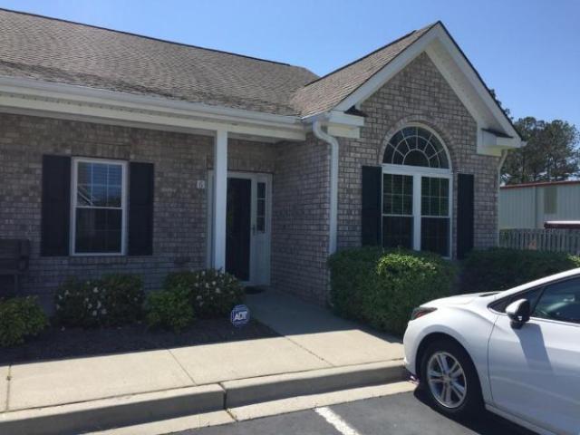 3 Br, 2 bath, Single Family Home 4917 Dreamweaver Ct