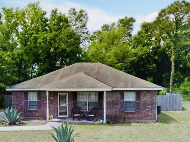 3 Br, 2 bath, Single Family Home 535 N Forest Dr