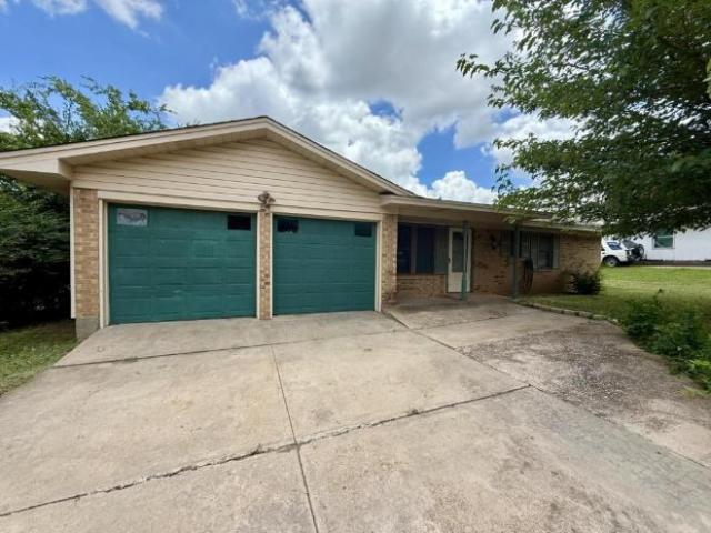 3 Br, 2 bath, Single Family Home 5403 Dewey St