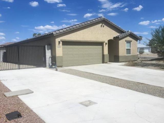 3 Br, 2 bath, Single Family Home 5558 Wishing Well Way