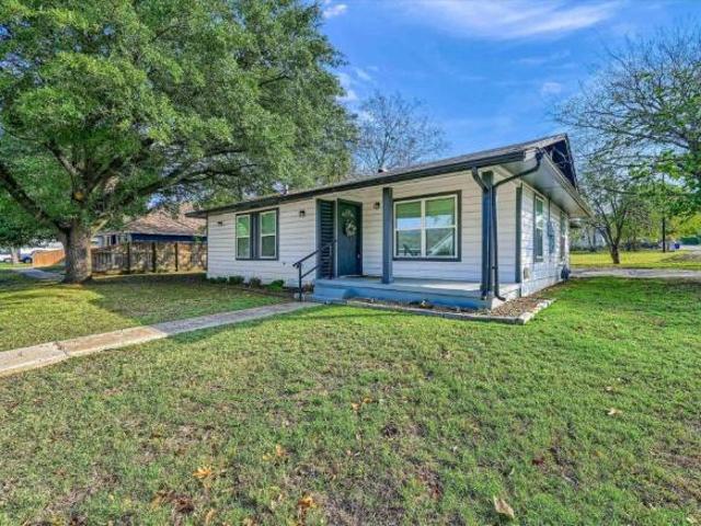 3 Br, 2 bath, Single Family Home 600 N Jordan St