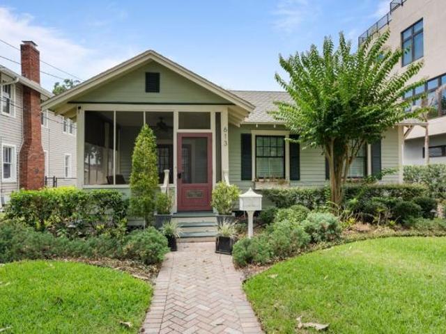 3 Br, 2 bath, Single Family Home 613 E Pine St