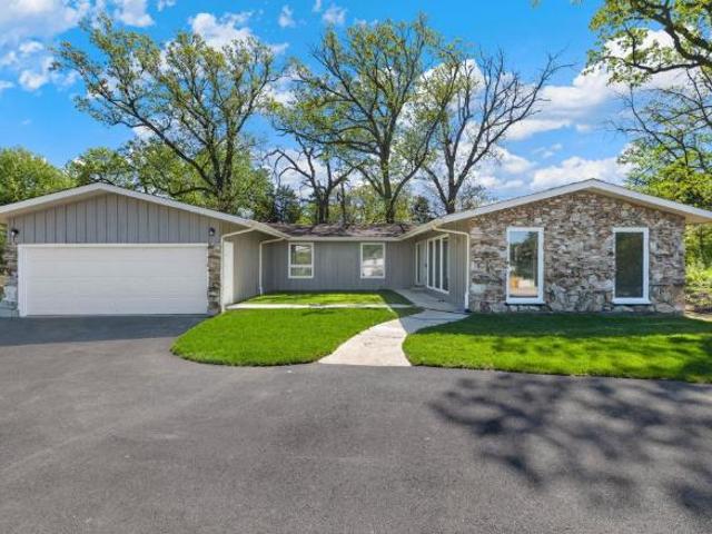 3 Br, 2 bath, Single Family Home 9217 88th Ave