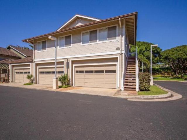 3 Br, 2 bath, Single Family Home 92 1491 Aliinui Dr