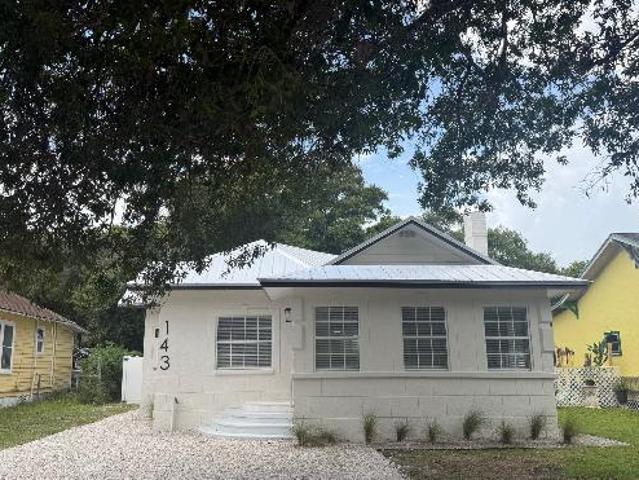 3 Br, 2 bath, Single Family 143 N 15th St