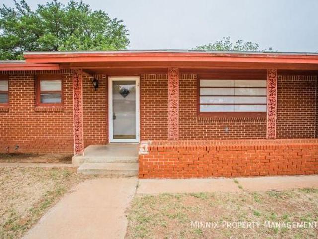 3 Br, 2 bath, Single Family 1400 W Crosby St