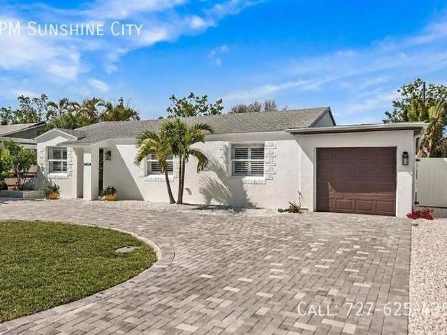 3 Br, 2 bath, Single Family 14024 N Bayshore Dr
