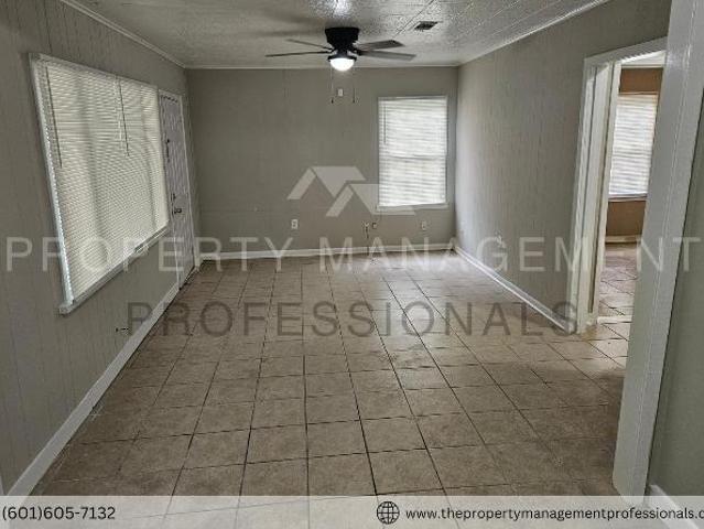 3 Br, 2 bath, Single Family 140 Neatherwood Drive