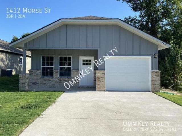3 Br, 2 bath, Single Family 1412 Morse St