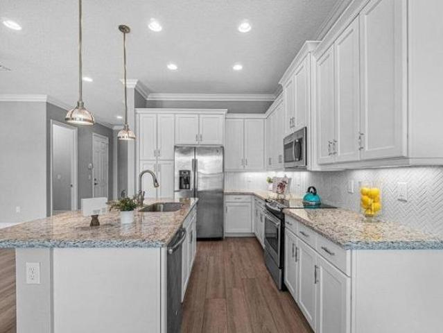 3 Br, 2 bath, Single Family 14131 Rock Salt Road