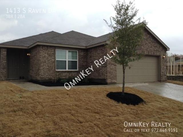 3 Br, 2 bath, Single Family 1413 S Raven Dr