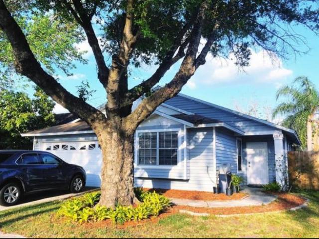 3 Br, 2 bath, Single Family 1413 Tiverton Dr