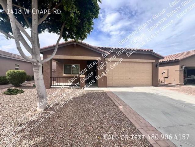 3 Br, 2 bath, Single Family 1418 W Crape Rd