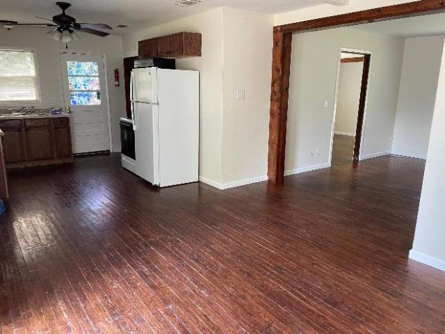 3 Br, 2 bath, Single Family 1419 Tremont
