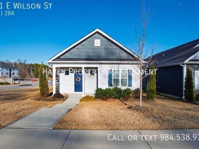 3 Br, 2 bath, Single Family 141 E Wilson St