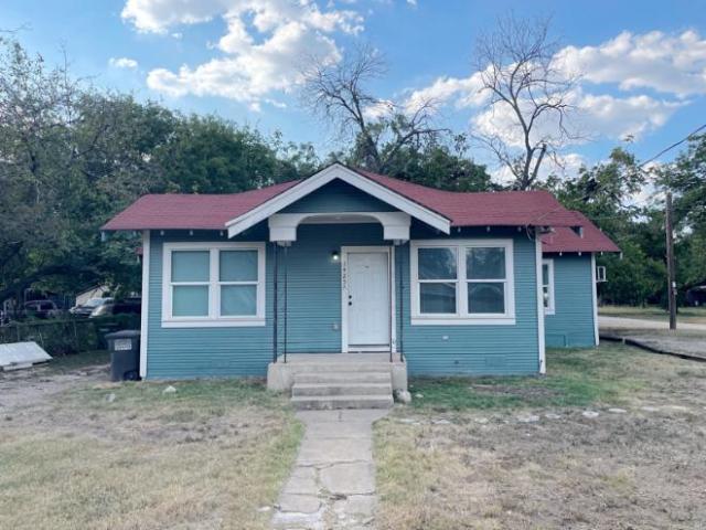 3 Br, 2 bath, Single Family 1425 Quintana Rd