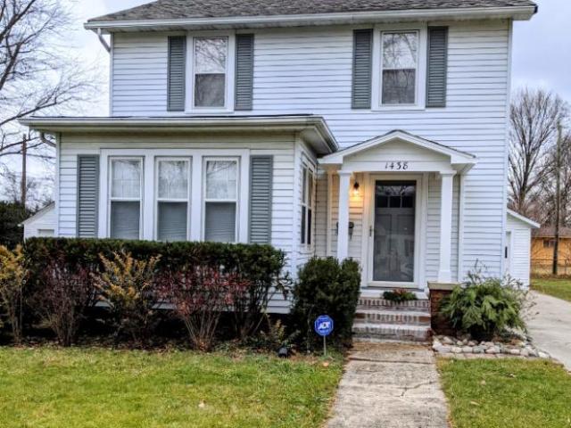 3 Br, 2 bath, Single Family 1438 Kilbourn St