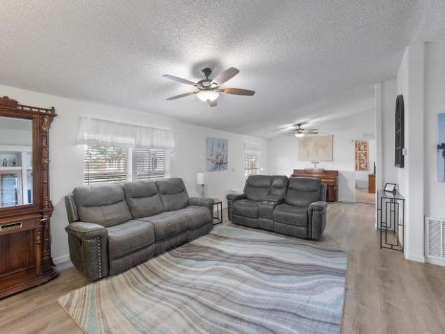 3 Br, 2 bath, Single Family 1443A S Clark Rd