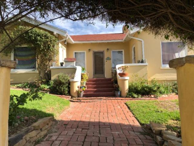 3 Br, 2 bath, Single Family 144 Aliso St