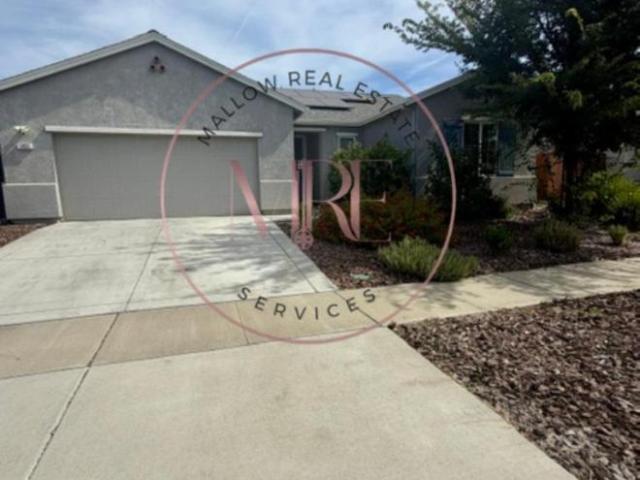 3 Br, 2 bath, Single Family 1451 Dunwoody Dr