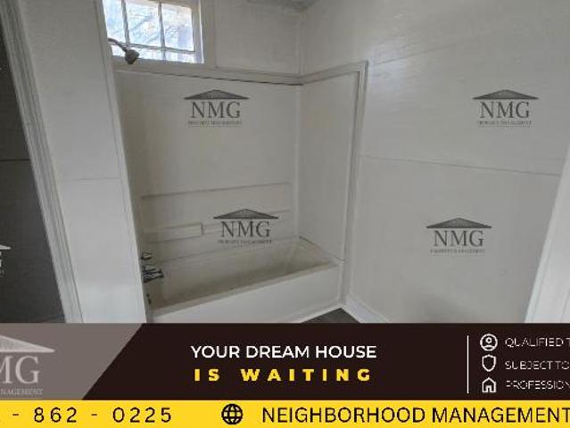 3 Br, 2 bath, Single Family 1457 Lakeview Ave