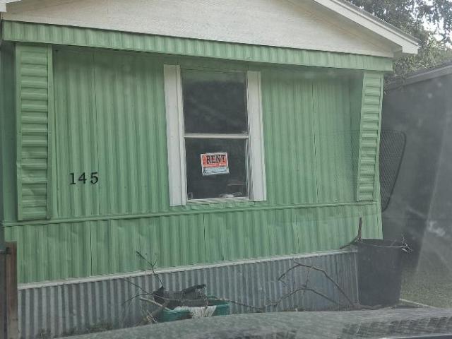 3 Br, 2 bath, Single Family 145 Kelly Ln