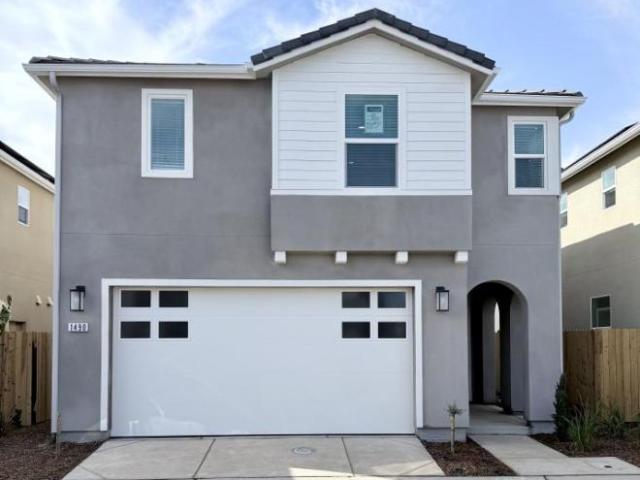 3 Br, 2 bath, Single Family 1490 Woodhill Ln