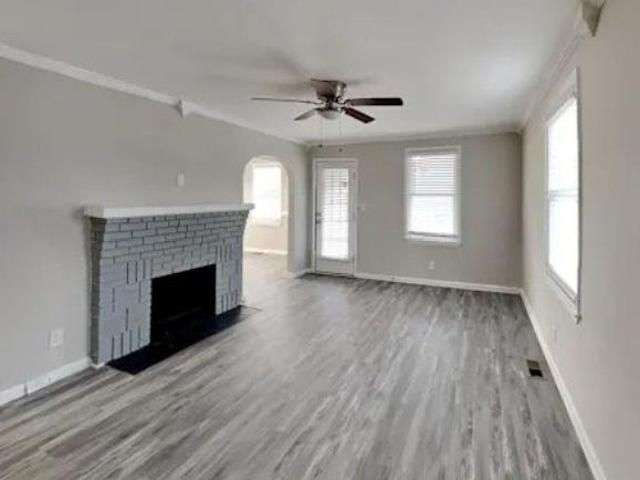 3 Br, 2 bath, Single Family 1492 Park Hollow Ln