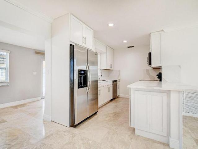 3 Br, 2 bath, Single Family 15021 Jackson Road