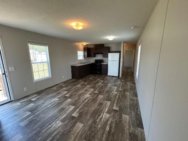 3 Br, 2 bath, Single Family 1505 Bunnys Dr
